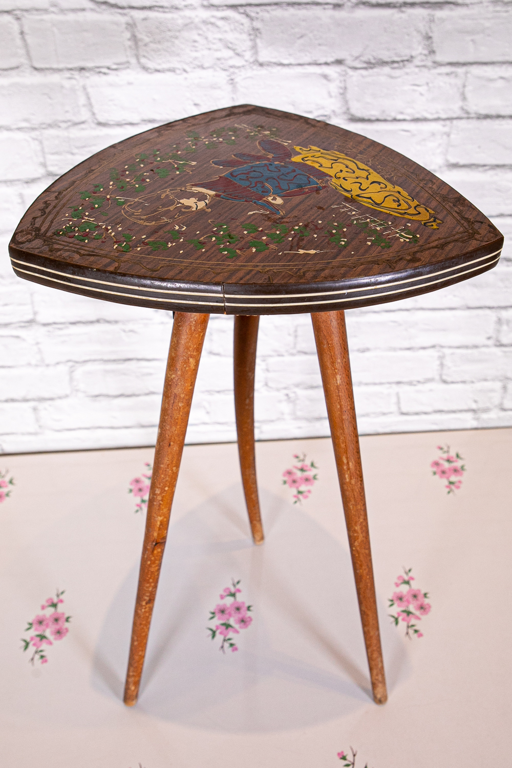 Βοηθητικό τραπεζάκι Asian (SOLD) - Ντεμοντέ