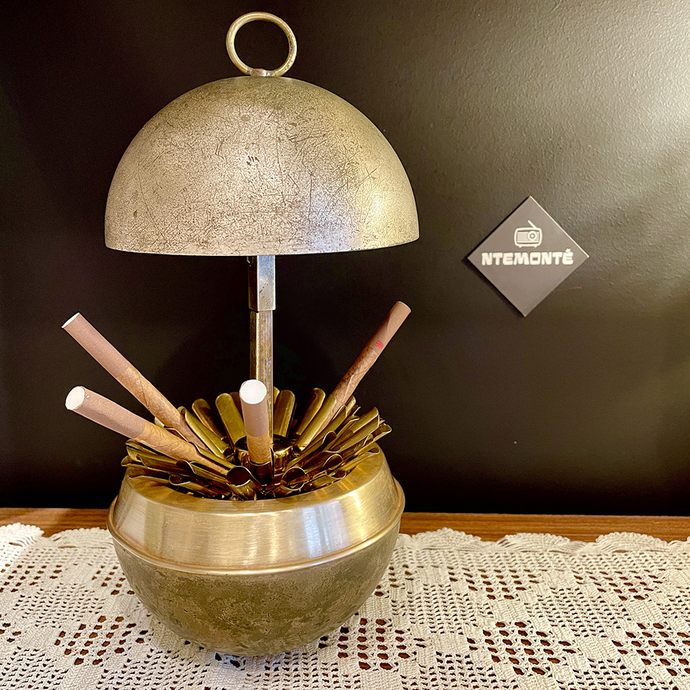 SPHERICAL CIGARETTE DISPENSER (SOLD) - Ntemonte