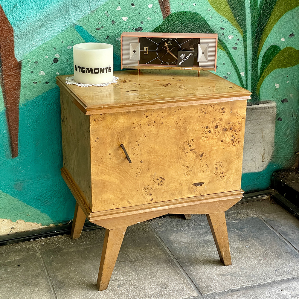 ΚΟΜΟΔΙΝΟ ΑΠΟ ΞΥΛΟ ΛΕΥΚΑΣ (SOLD) - Ντεμοντέ